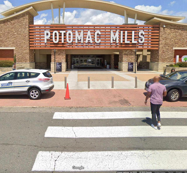 Creep Caught Taking Inappropriate Photos Of 13-Year-Old At Potomac ...