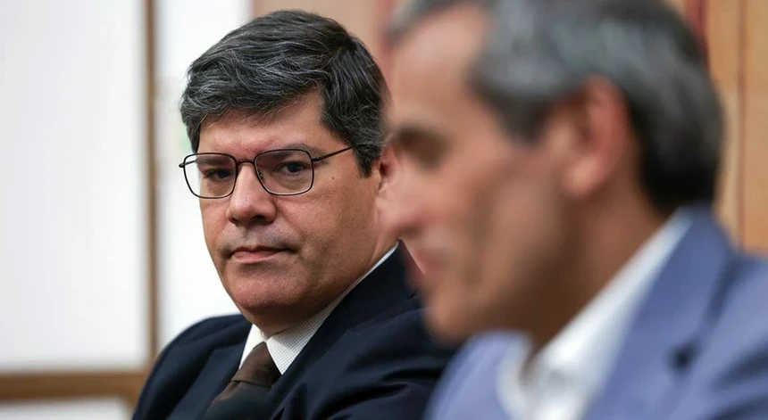 PS afirma que Fernando Alexandre ou se retrata ou perde condições para ...