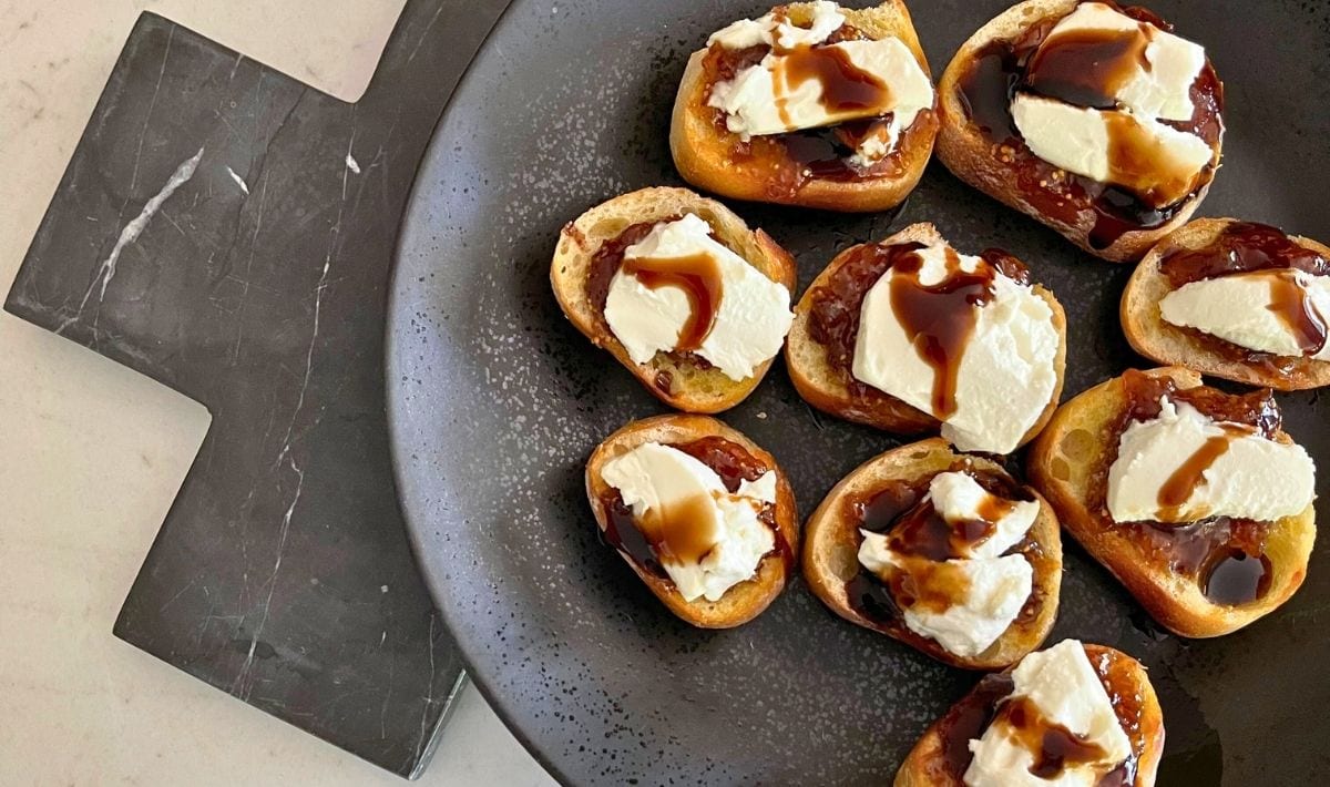 Fig Goat Cheese Crostini Bites