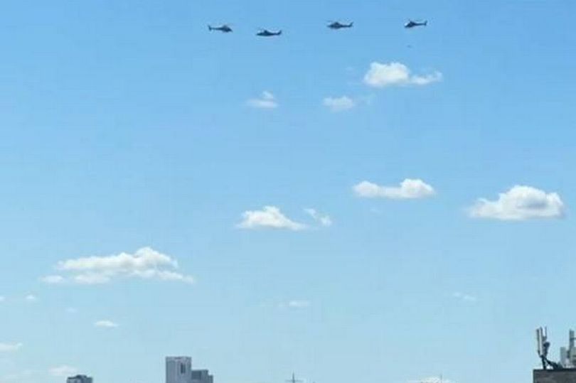 Mystery as 4 helicopters spotted circling London landmarks as thousands ...