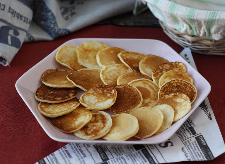 Super easy to make homemade blinis!