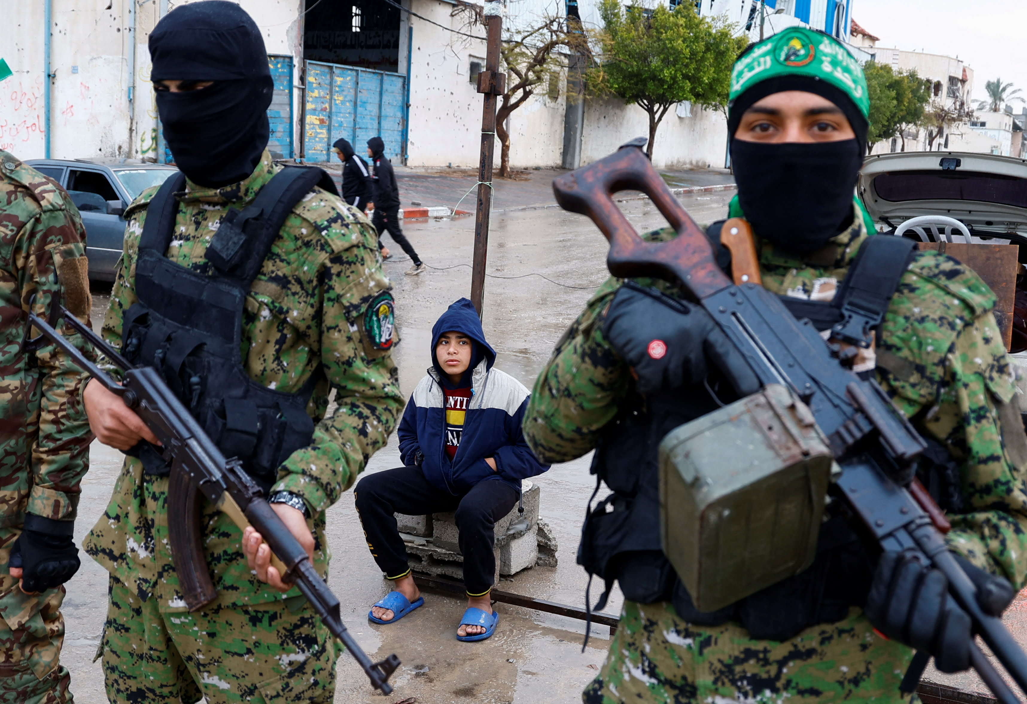 Hamas discusses ceasefire with Palestinian factions, security cabinet ...