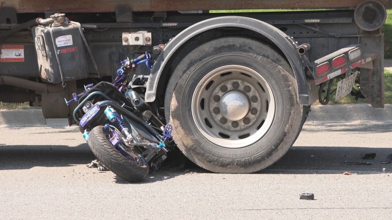 Man dead after e-scooter collides with truck in Etobicoke, police say