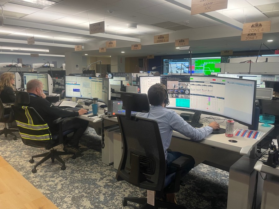 INSIDE LOOK: United launches new operations center at Denver ...