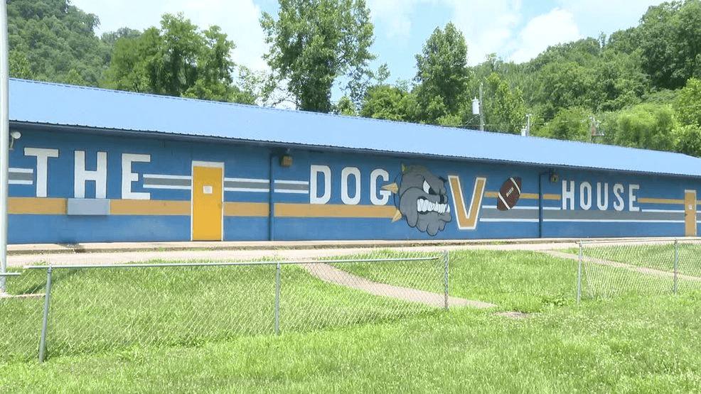 Van High School cancels football season over low roster numbers