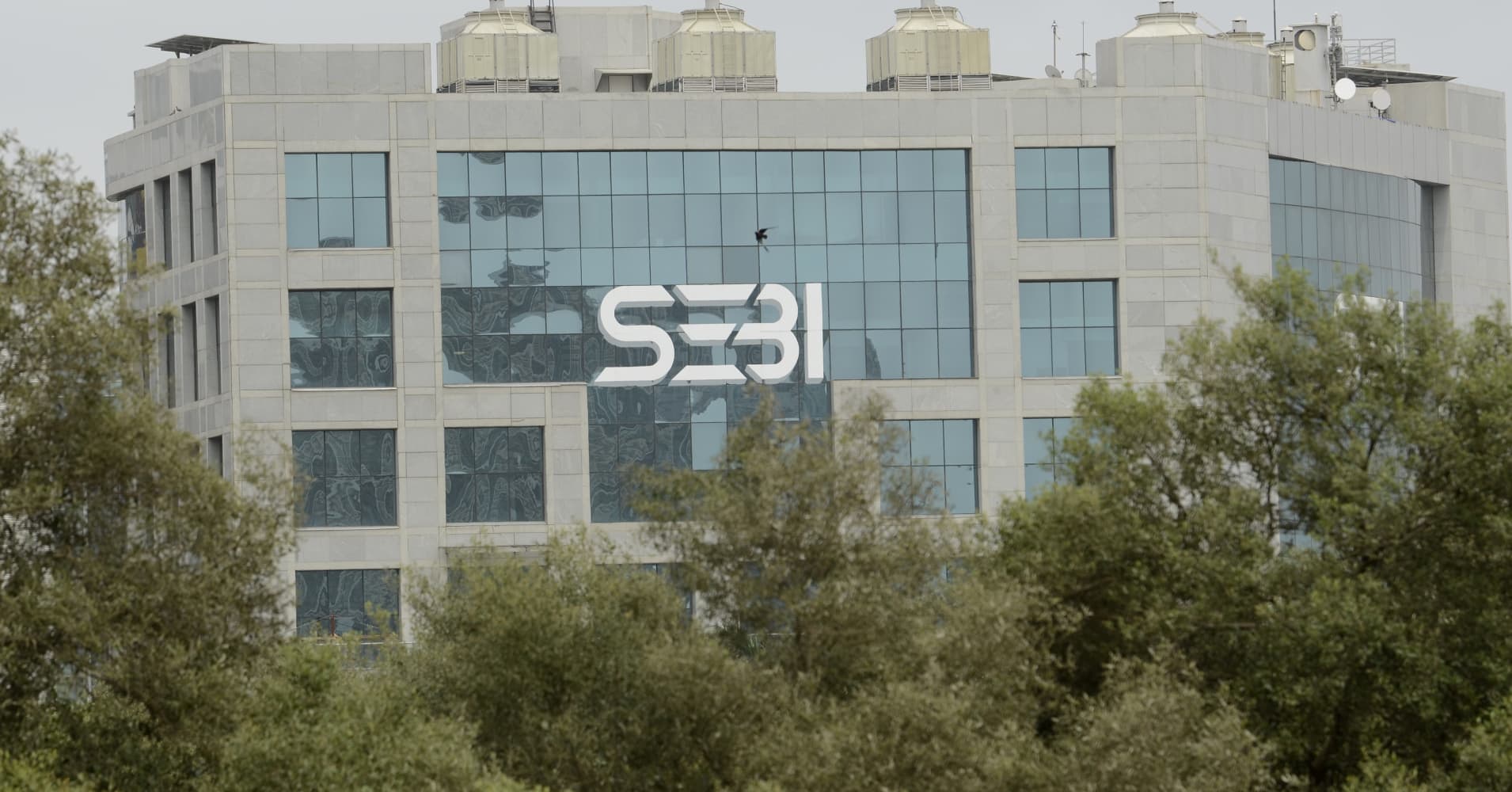 Jane Street barred from Indian markets as regulator freezes $566 ...