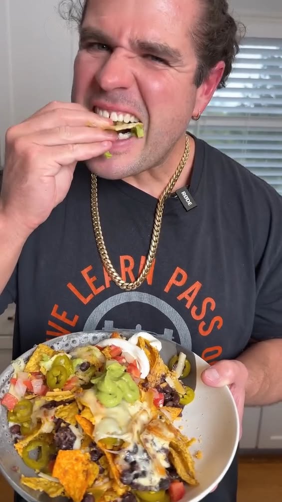 Game Day Nachos in the Crockpot 🏈