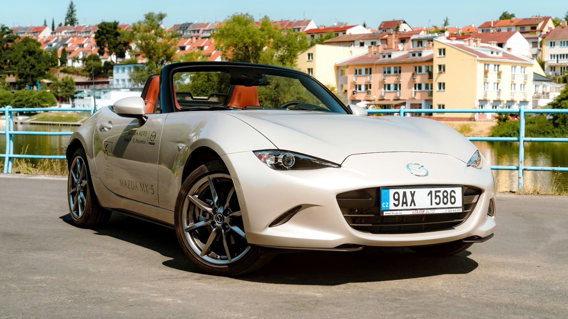 Built To Last: 20 Cars That Easily Double The Life Of Any Regular Vehicle