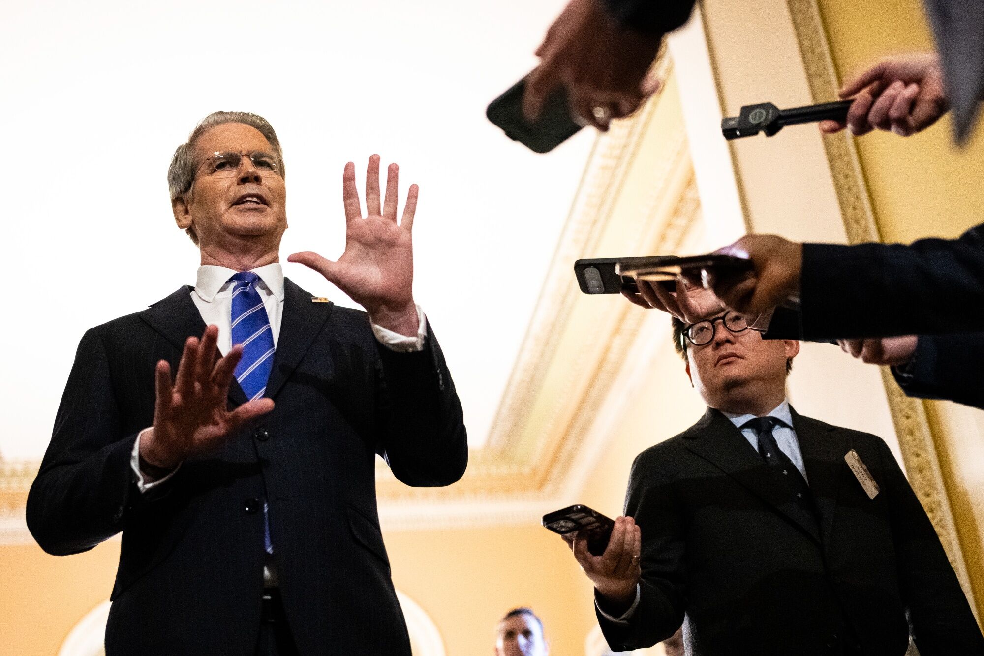 Bessent Rejects Worries Over Dollar’s Decline Diminishing Its Global Role