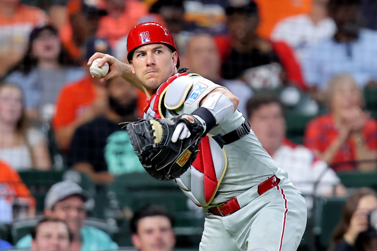Analyzing JT Realmuto's fantasy outlook after Phillies re-signing