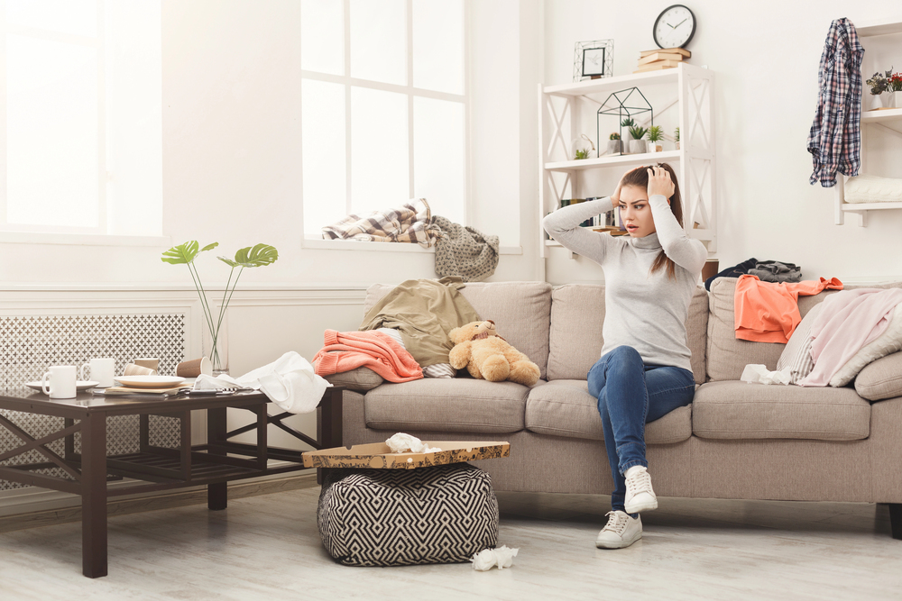 20 Items That Make Homes Look Cluttered