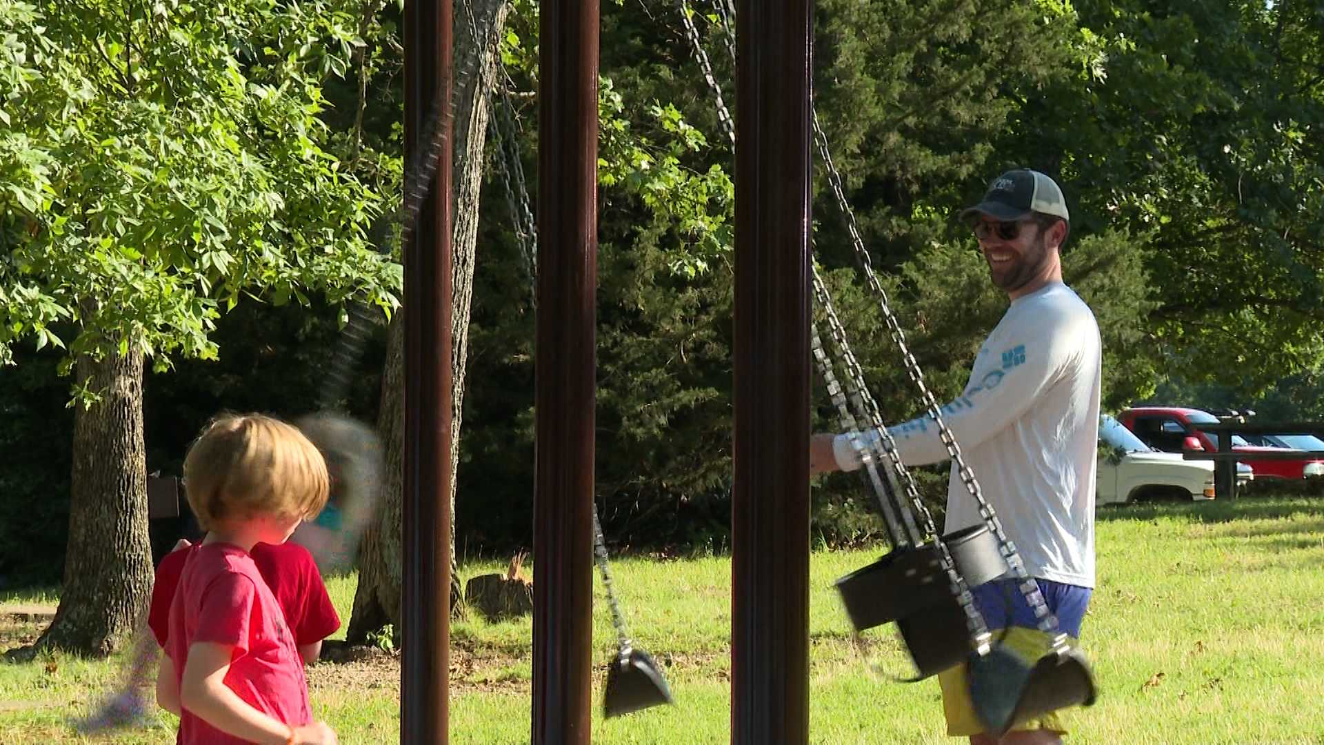 Man bitten by bat at Beaver Lake