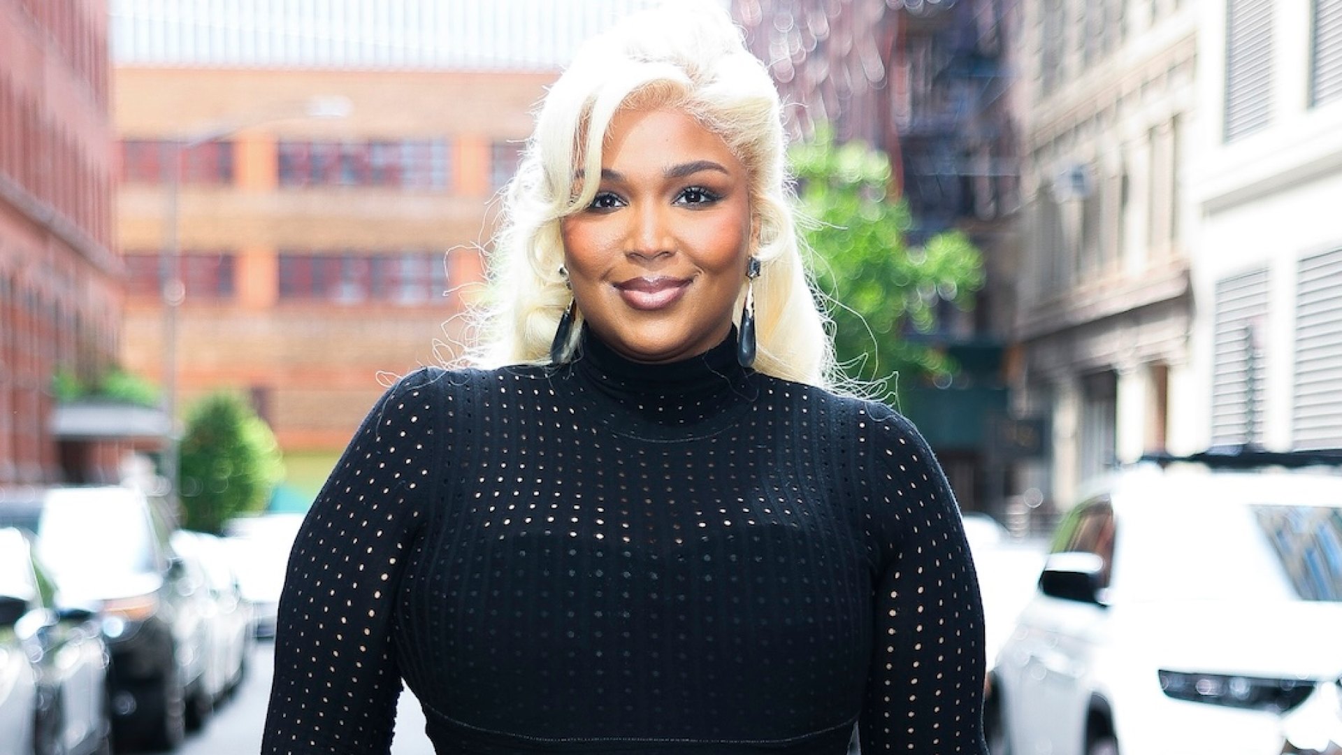 Lizzo Shares ‘Truth' About Weight Loss Alongside Before and After Photos