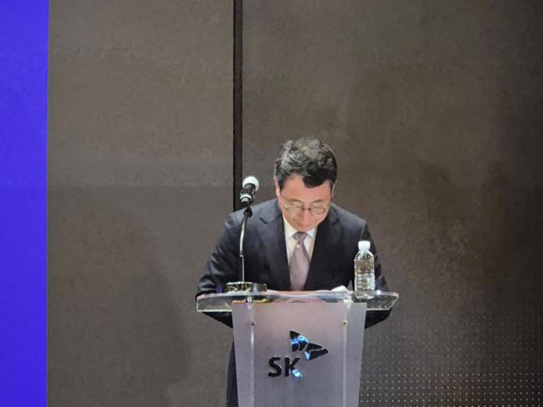 SKT, 14일까지 위약금 면제…정보보호에 5년간 7000억원 투자