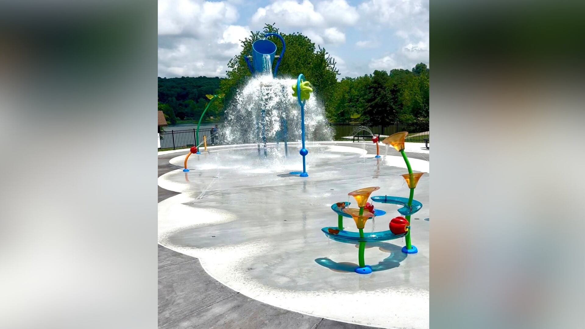 New splash pad open in Hancock Co.