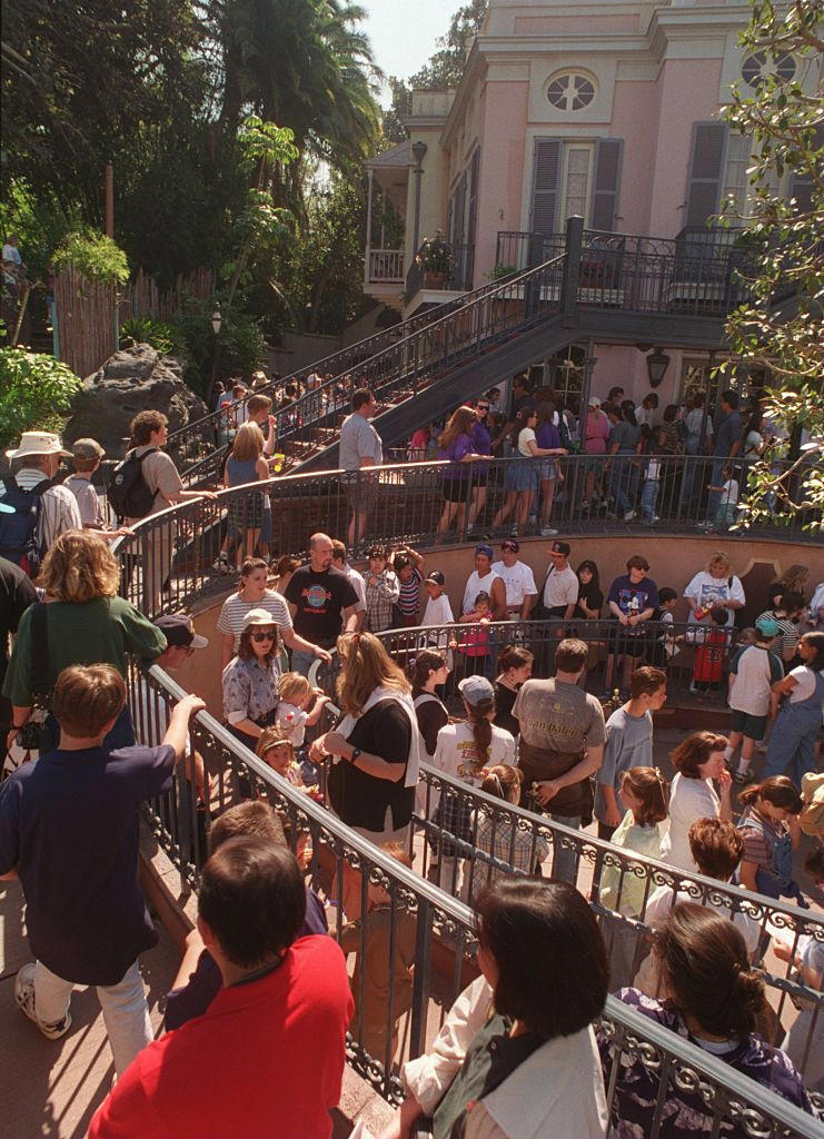 32 Very, Very Common Things You Probably Experienced And Lived Through ...