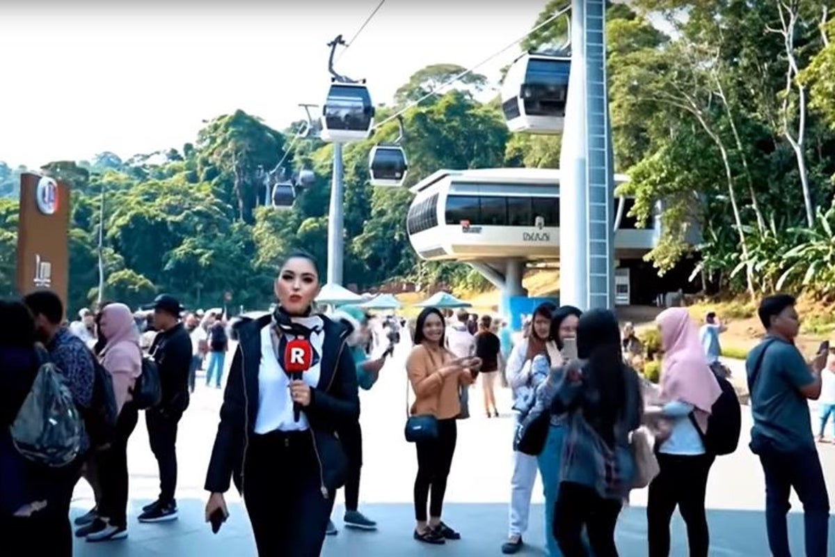 Couple travels across country for cable car ride – only to find out it ...