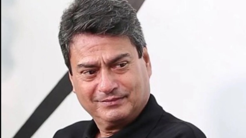 Actor Kanwaljit Singh mocks Air India, prepares a will before flying