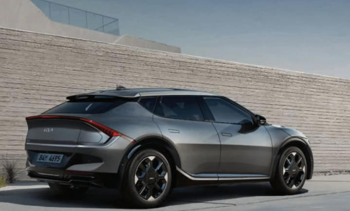 Kia’s 2026 EV6 Adds New Safety Alerts and Slight Price Bumps