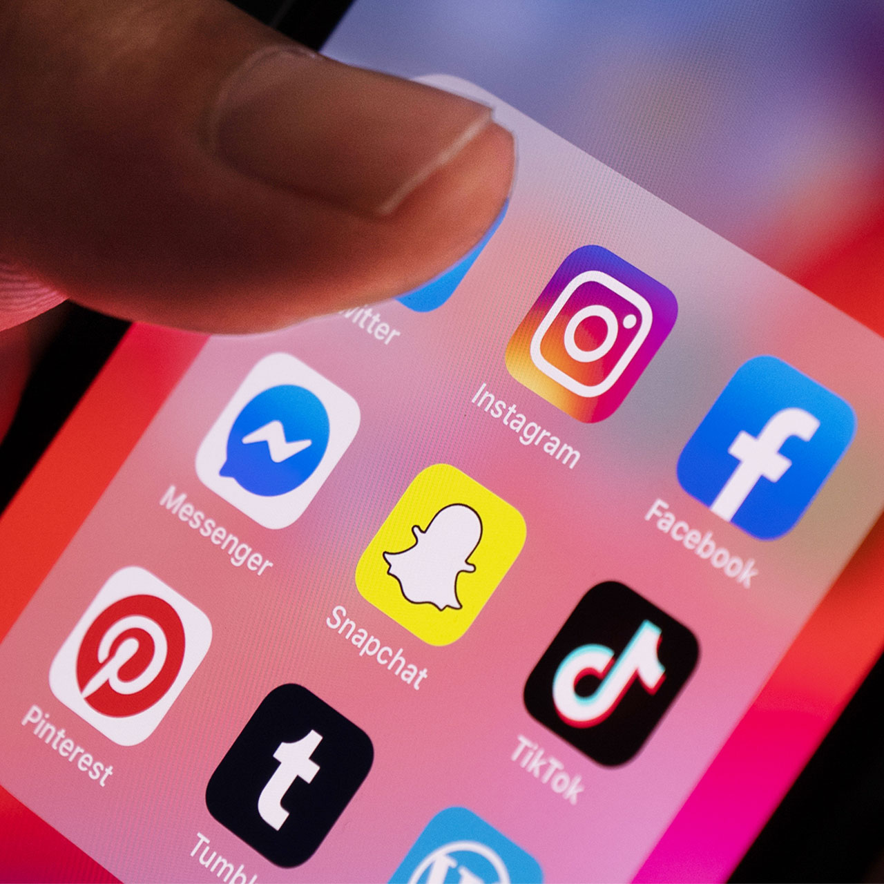 3 Worst Social Media Apps That Are Putting All Of Your iPhone’s Data At ...
