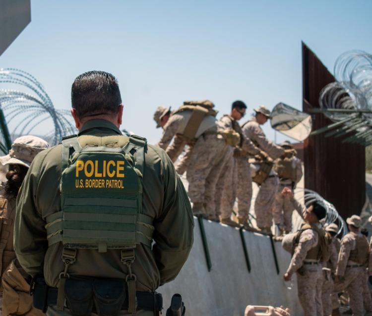 Donald Trump militarise la lutte contre les migrants