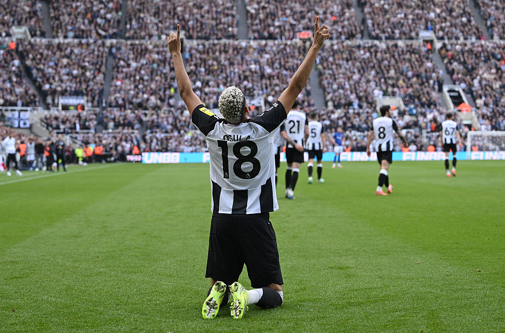 Newcastle United star wears Champions League club's shirt after helping ...