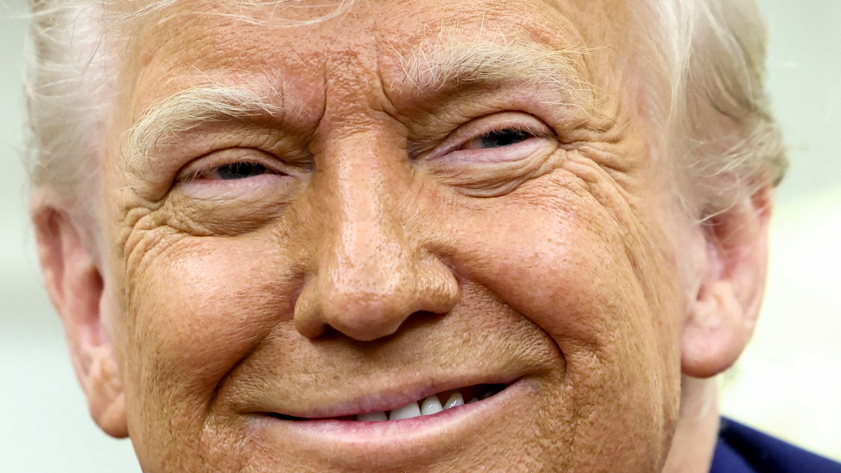 Trump Gushes About Fox News Host After On-Air Apology About Deported Dad