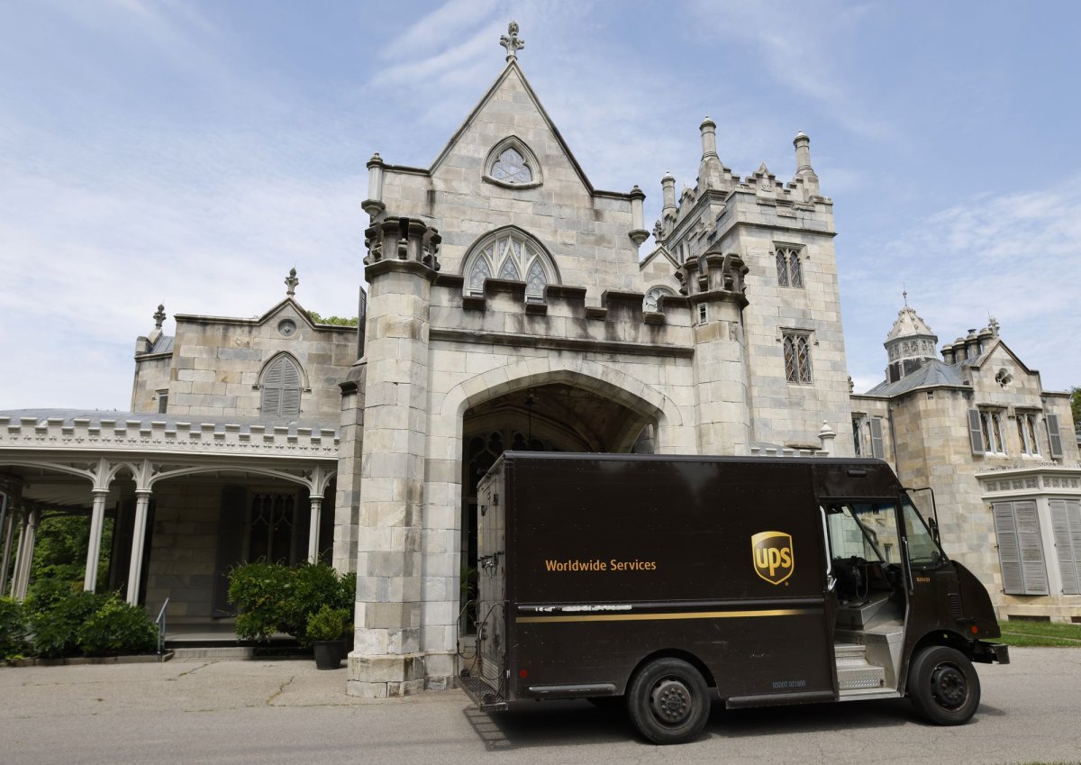 UPS announces voluntary buyout program for full-time drivers