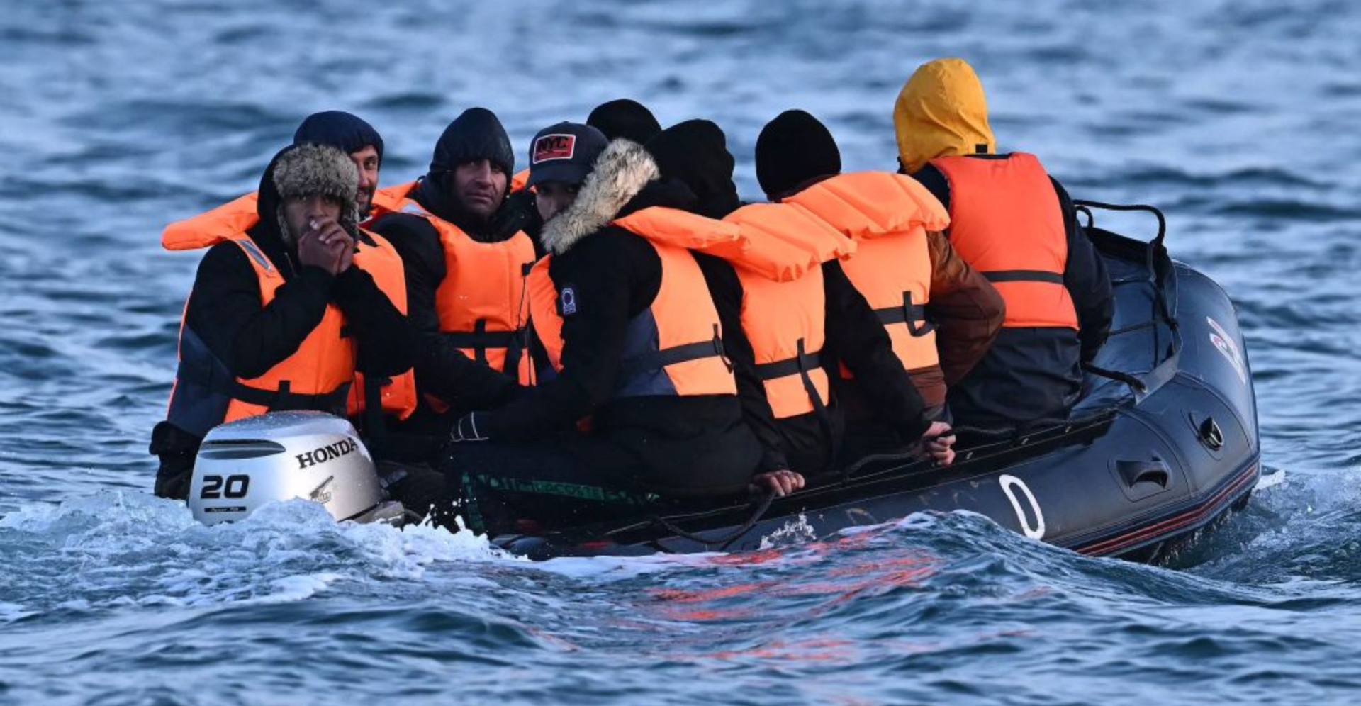 Exploring the major migration routes across the world