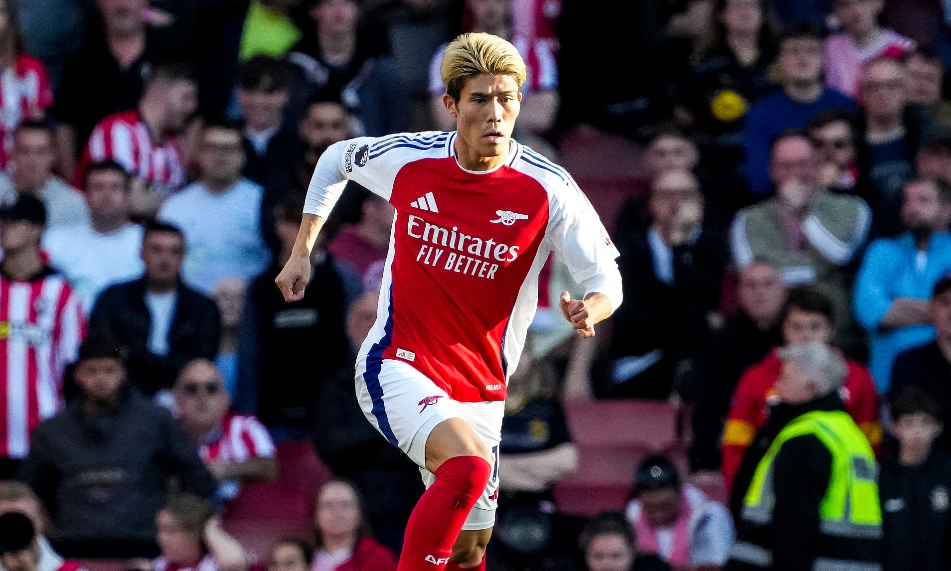 Takehiro Tomiyasu 'leaves Arsenal after club reach agreement to ...