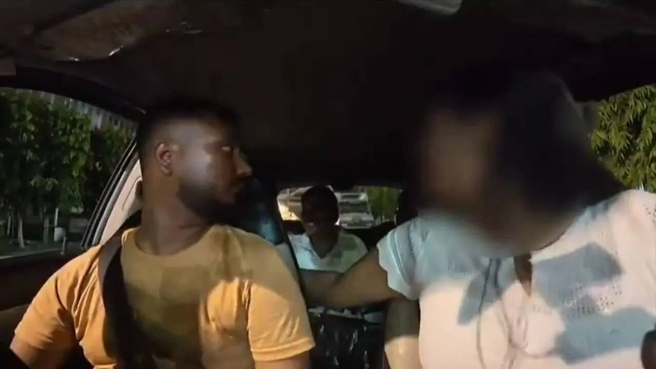 ‘Drunk’ Passenger Acts Out, Cab Driver’s Calm Response Goes Viral ...