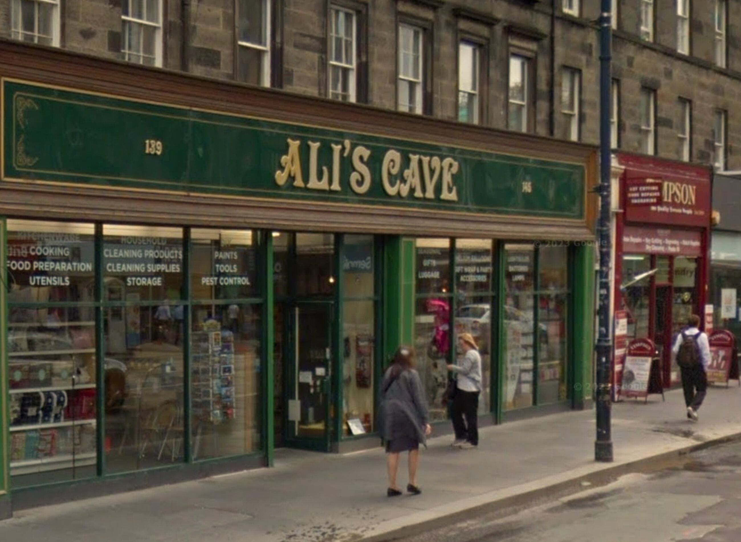 Marks & Spencer set to move into Edinburgh replacing Ali’s Cave store ...