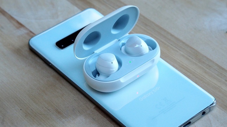 How Does Wireless Charging Work? A Scientific Explanation