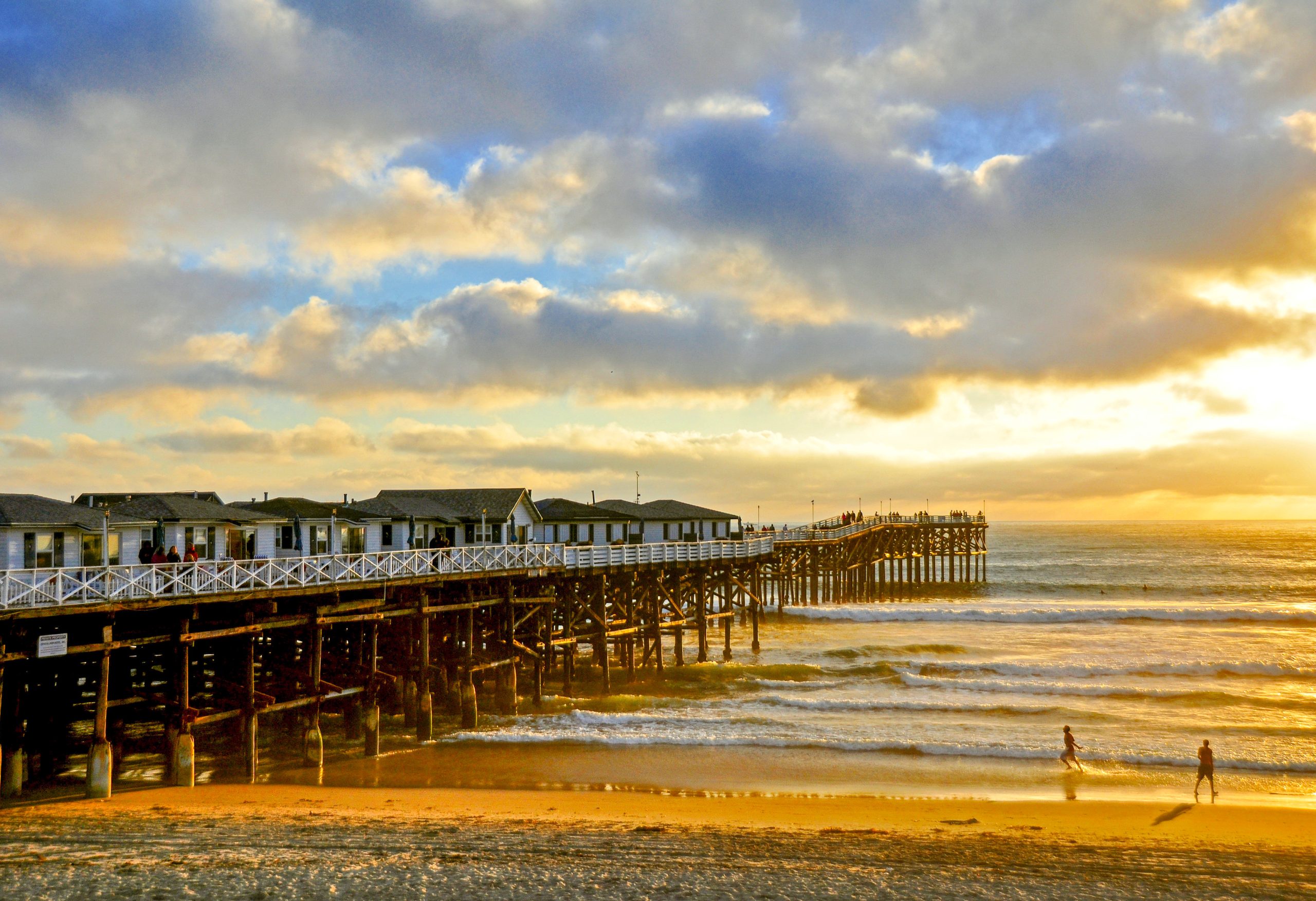 Pacific Beach's Crystal Pier fully reopens for first time in 18 months