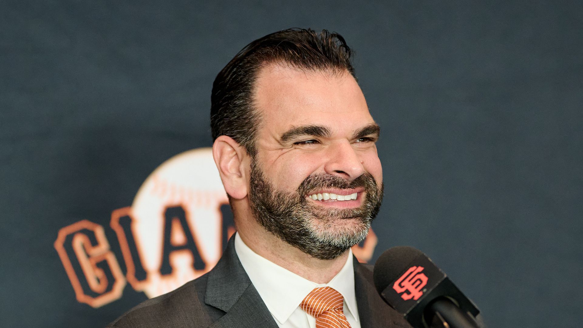 Giants general manager expects to be ‘very active’ at MLB trade deadline