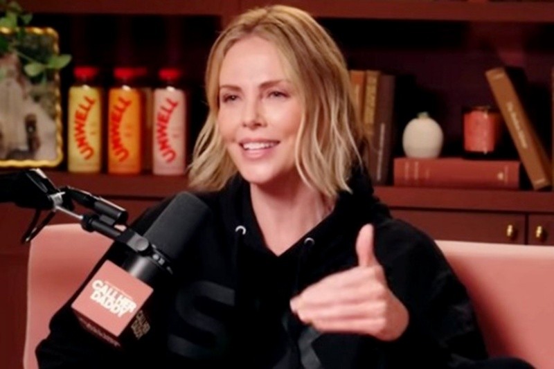 Charlize Theron sin filtros: "Tengo sexo como nunca, fue increíble con ...