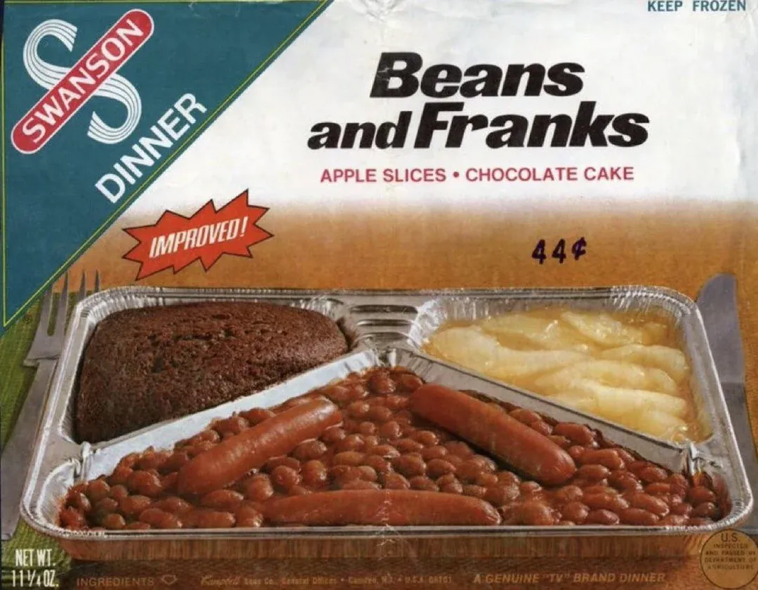 14 Nostalgic Grocery Store Sections That Used to Exist