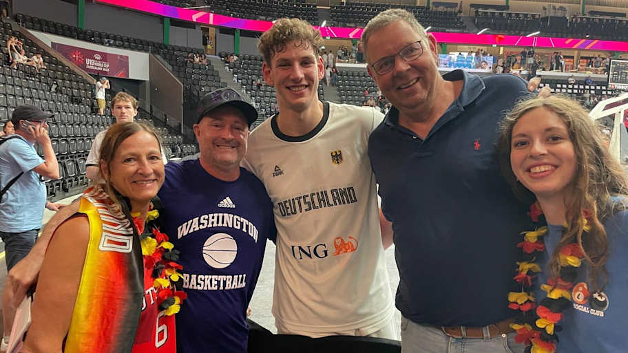 Steinbach Comes Up With Another Double-Double in World Cup