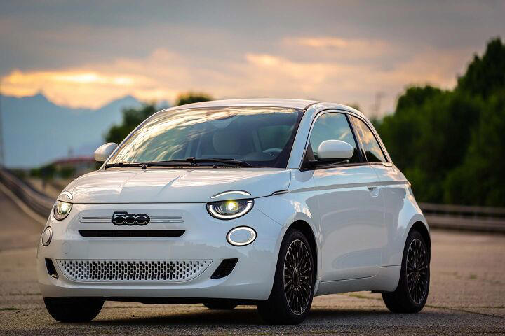 Fiat Announces 500 Hybrid With Six-Speed Manual Transmission