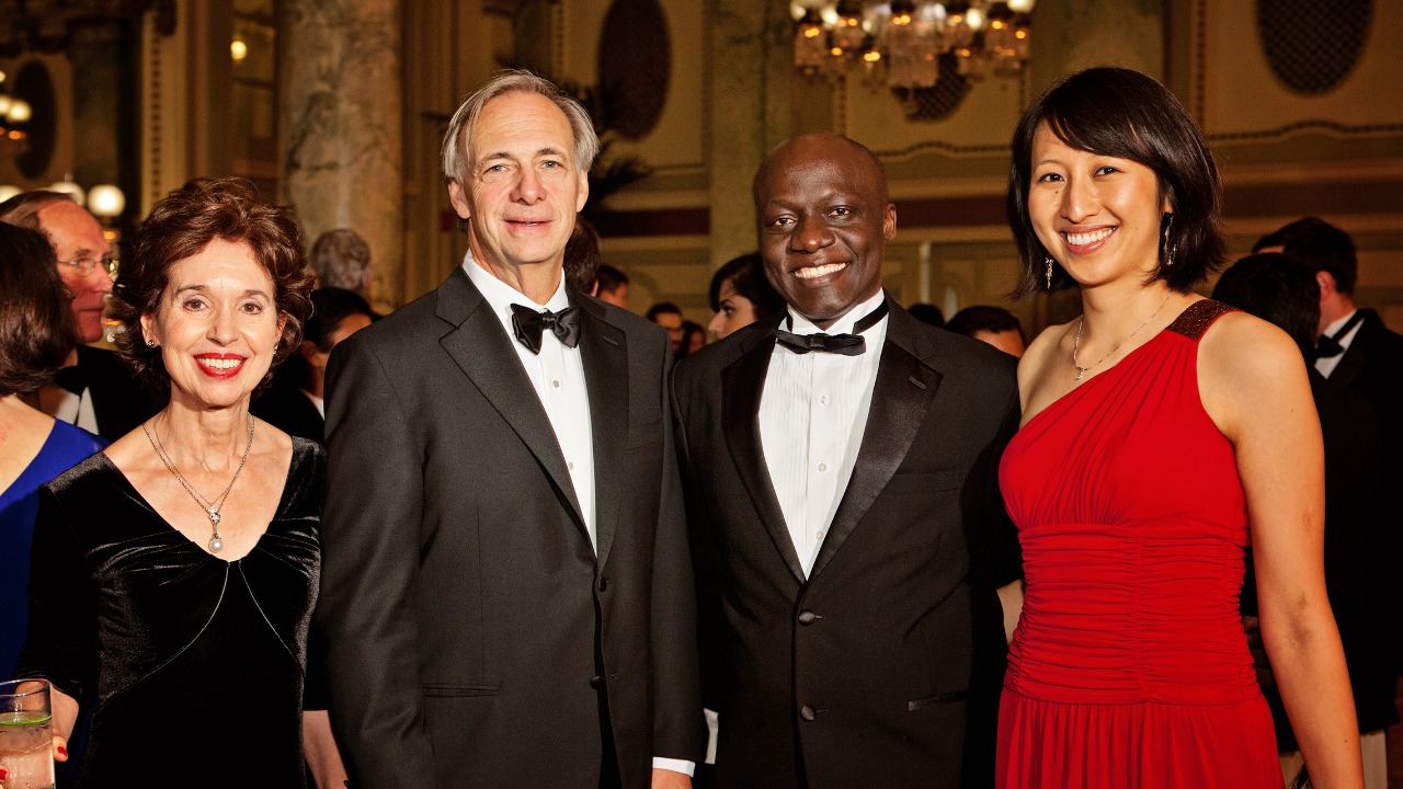 9 Investing Lessons From the World’s Top Money Minds