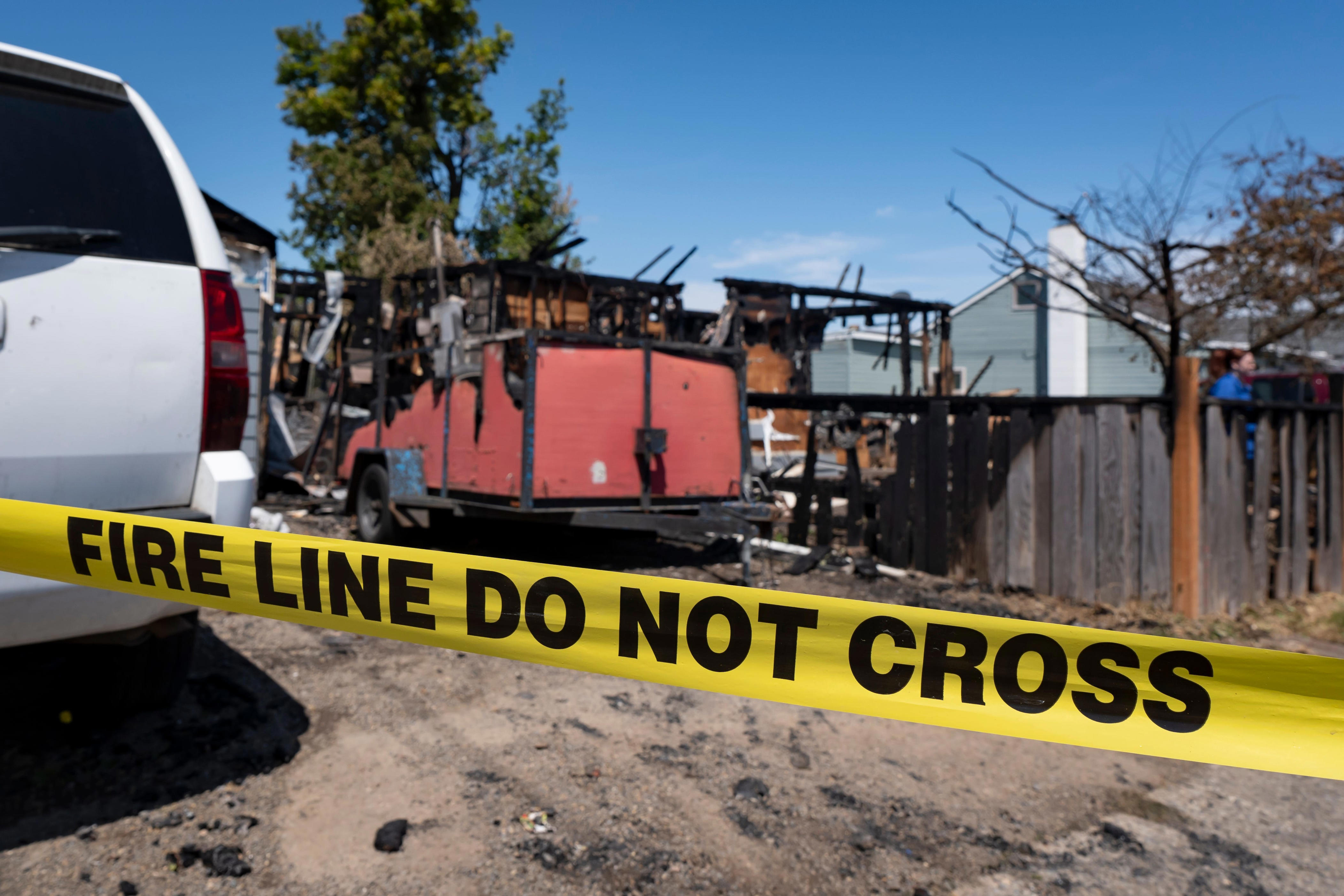 Police: Man dead after firing gun, setting house ablaze in Springfield