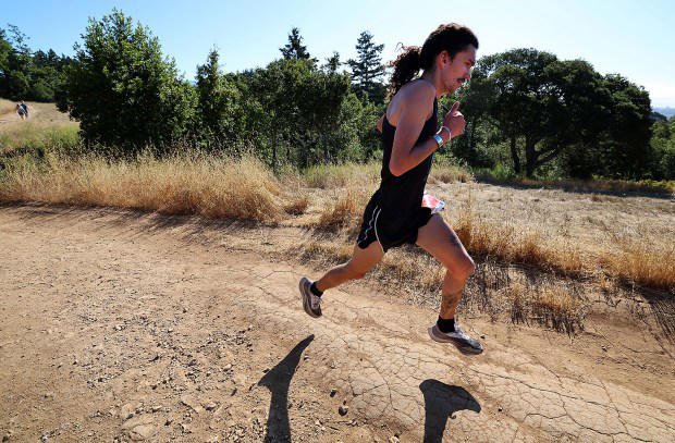 Santa Cruz surfers Isla Hardy, Riviera Hunter win titles at NSSA ...