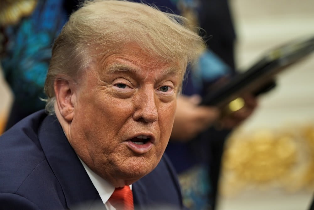 'It's all fake': Trump aide says the quiet part out loud about this ...