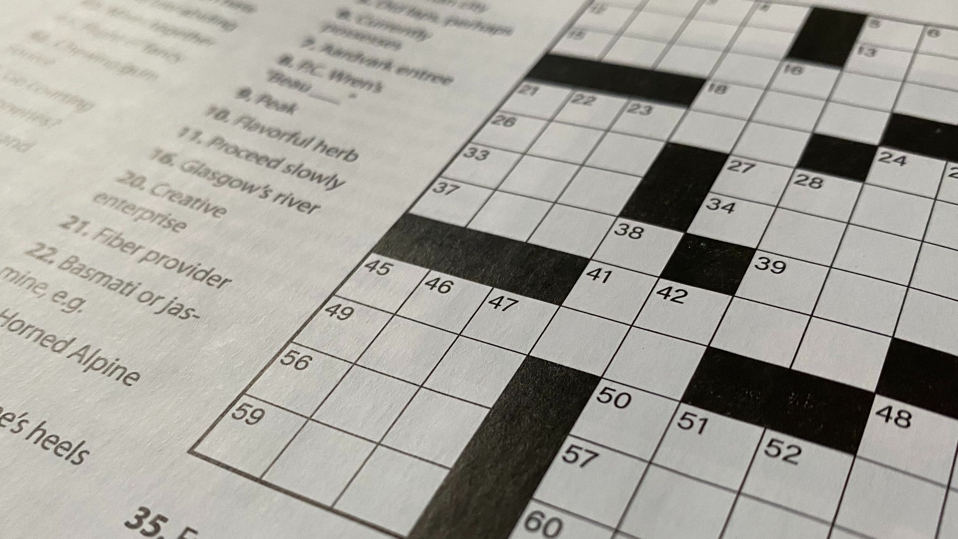 20 Sit-Down Games For Seniors To Keep Their Brains Active