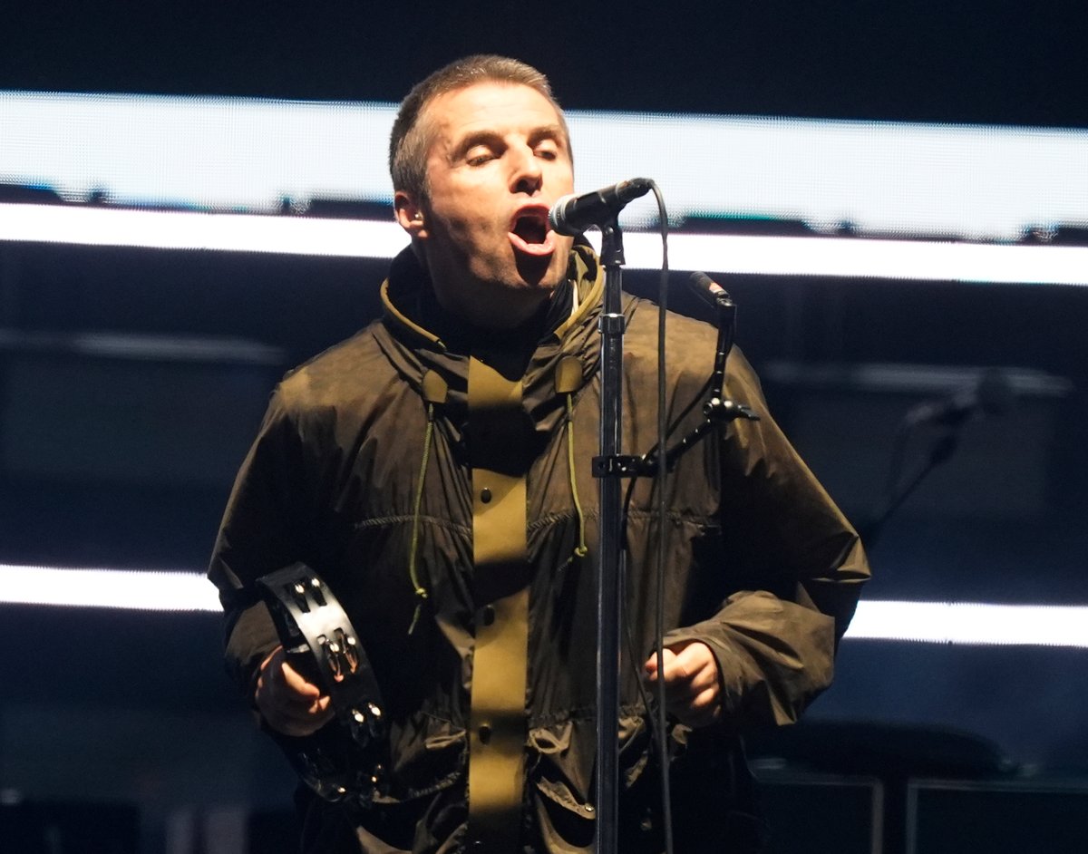Oasis at Cardiff review: killer setlist, brotherly love, history made