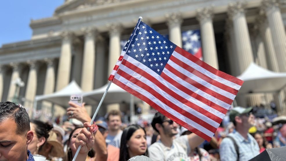 Thousands gather in DC to enjoy National Independence Day Parade