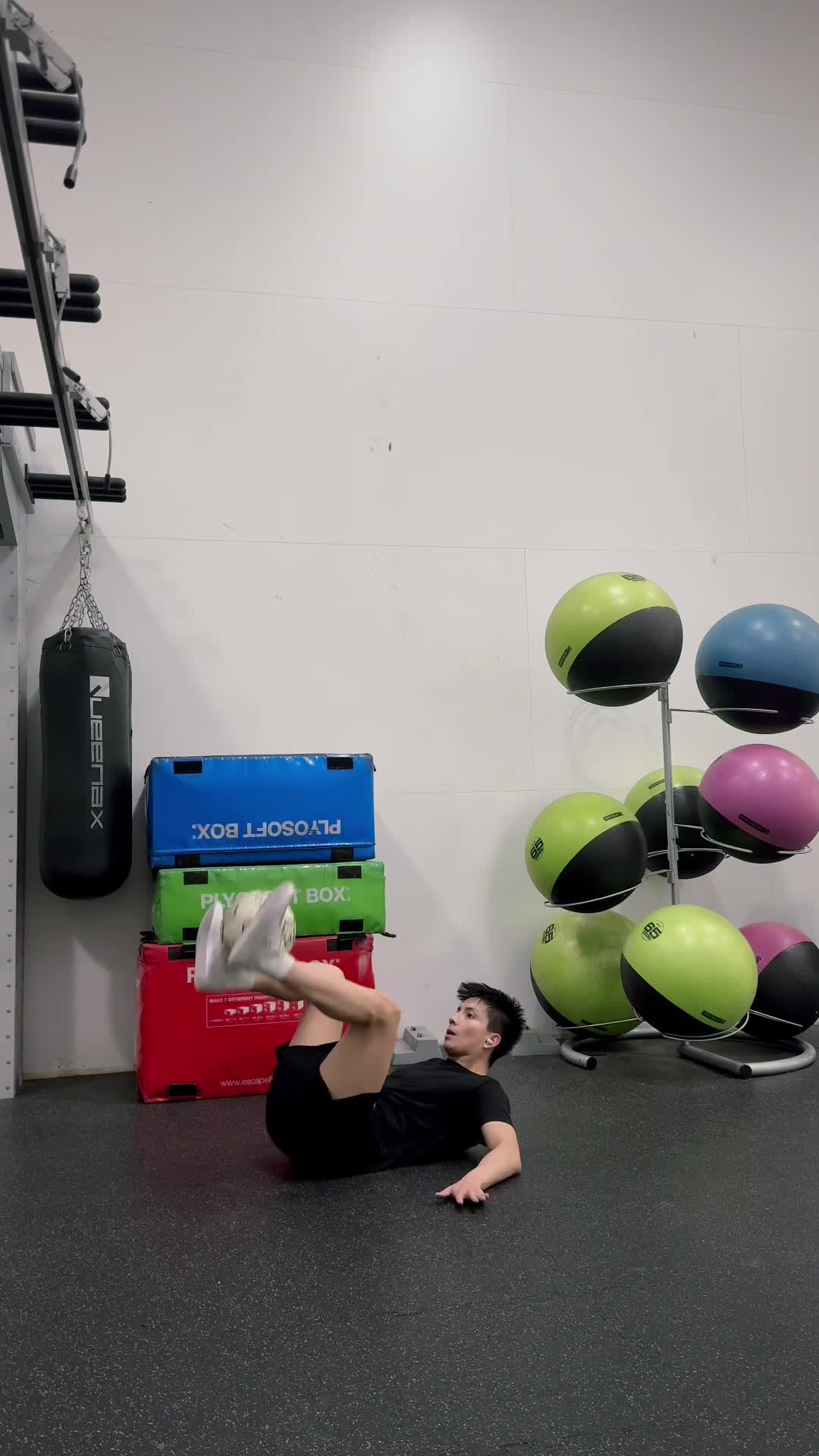 Impressive Freestyle Soccer Skills in the Gym