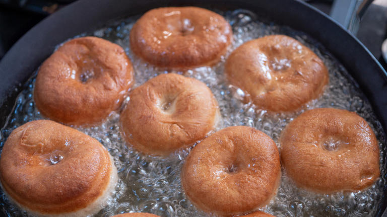 How To Tell If Donut Holes Are Cooked Completely Through
