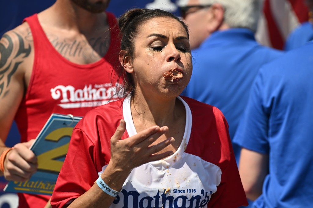 Miki Sudo wins 11th pink belt at Nathan’s Hot Dog Eating Contest