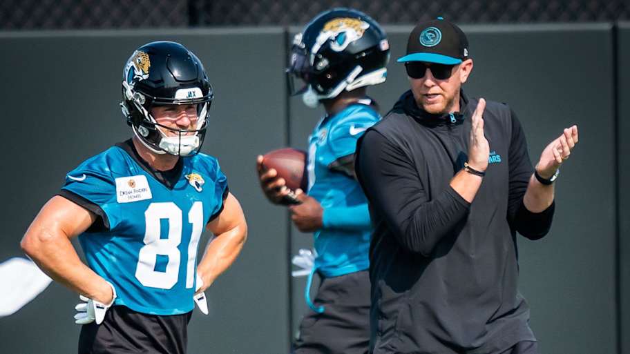 Jaguars' Josh Hines-Allen Dives Into Liam Coen's Coaching Style